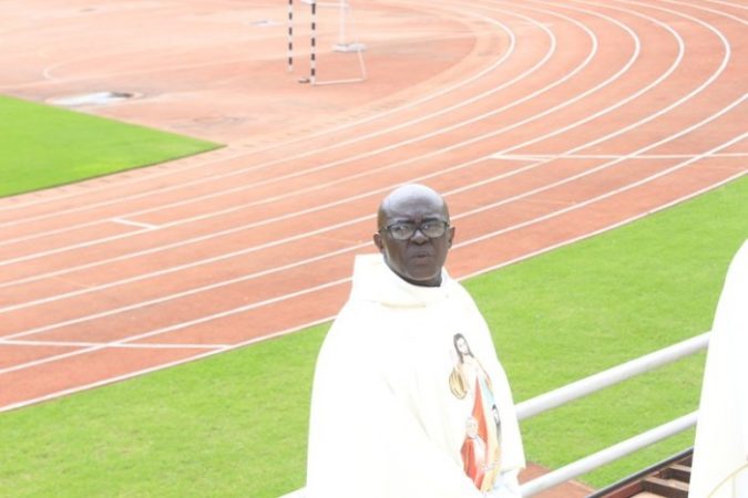 Amakuru mashya kuri Padiri Ubald Rugirangonga uzwi mu bikorwa byo ...